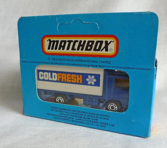 Rockertron Toys. Matchbox Blue Box MB20 Volvo Container Truck "Cold ...