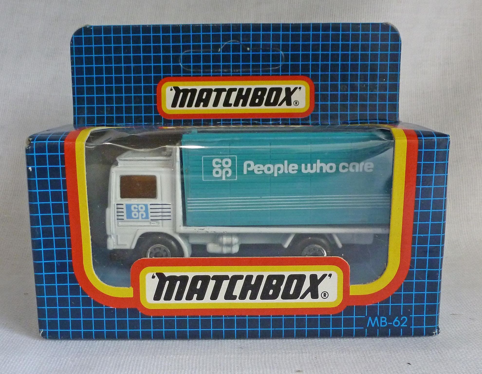 Rockertron Toys. Matchbox Dark Blue Box MB62 [MB20] Volvo Container ...