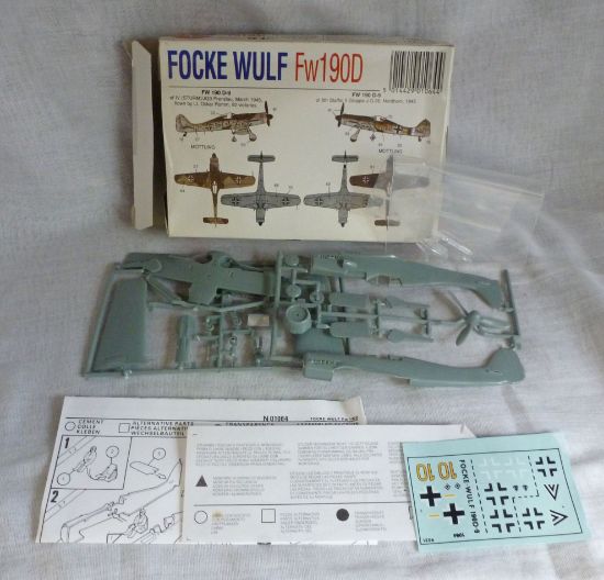 Rockertron Toys. Airfix Series 1 Focke Wulf Fw190D 01064