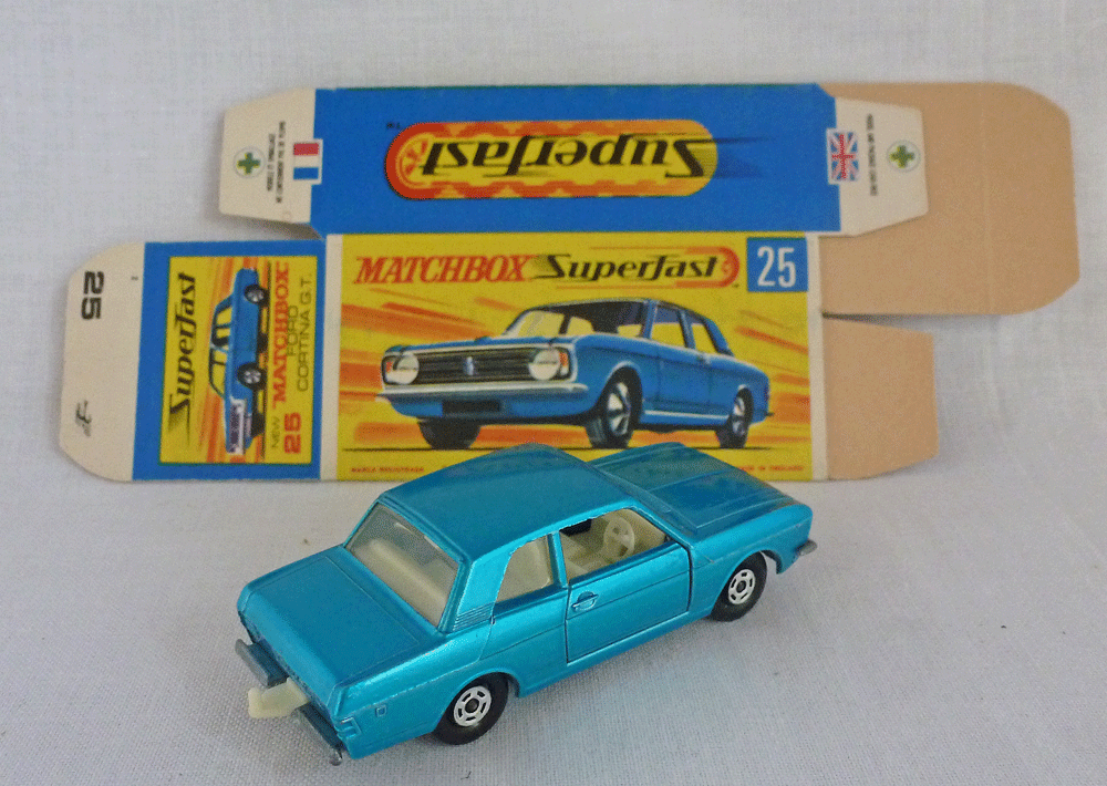 Rockertron Toys. Matchbox Superfast MB25d Ford Cortina Lighter Blue ...