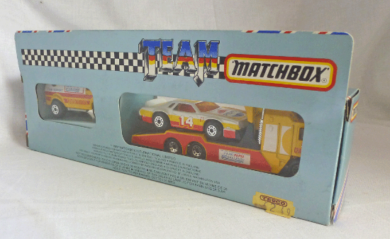 Rockertron Toys. Matchbox TM 1 Team Convoy Set "Pepsi Challenger"