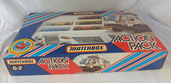 Rockertron Toys. Matchbox G-2 Car Transporter Action Pack