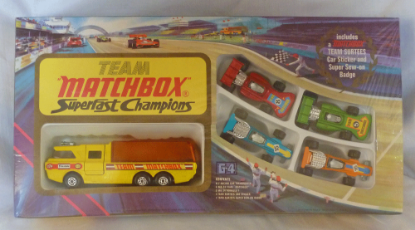 Rockertron Toys. Matchbox Superfast Gift Sets & Service Stations