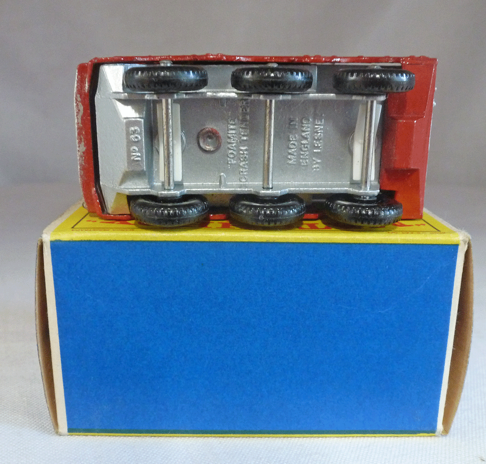 Rockertron Toys. Matchbox Toys MB63b Foamite Fire Crash Tender Silver ...