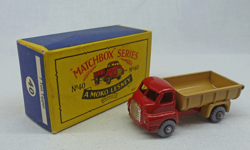 Rockertron Toys. Moko Lesney Matchbox MB40a Bedford Tipper GPW B4 Box